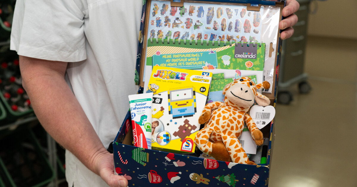 Mitarbeitende der KKHB unterstützen „Weihnachten im Schuhkarton ...